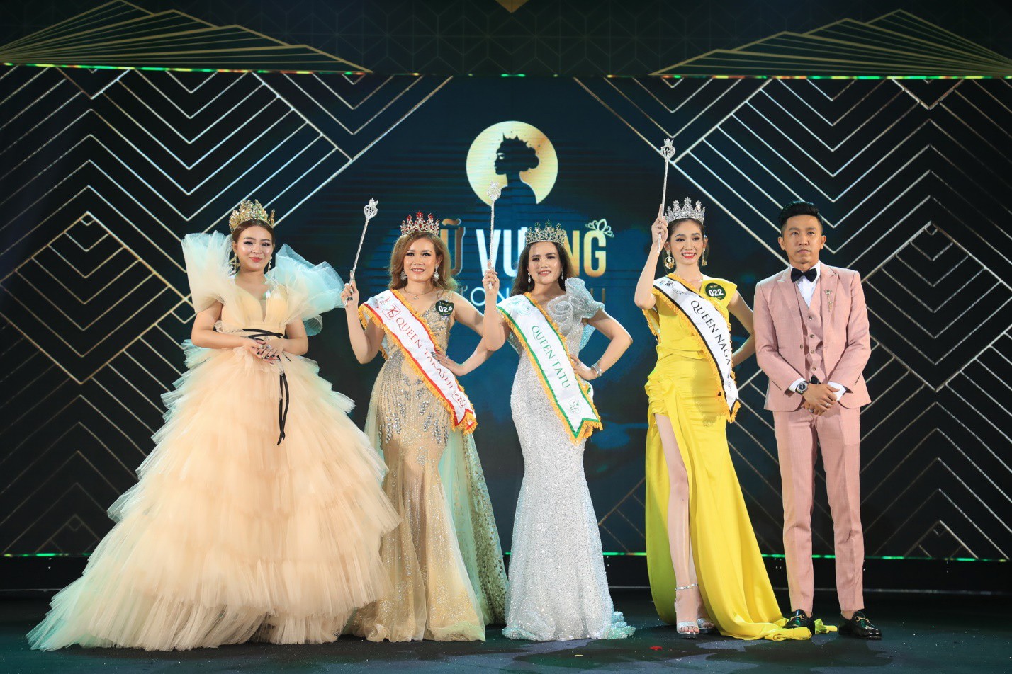 Kỉ niệm 1 tháng đại lễ vinh danh Queen Gala 4: Queen Naga khẳng định ...